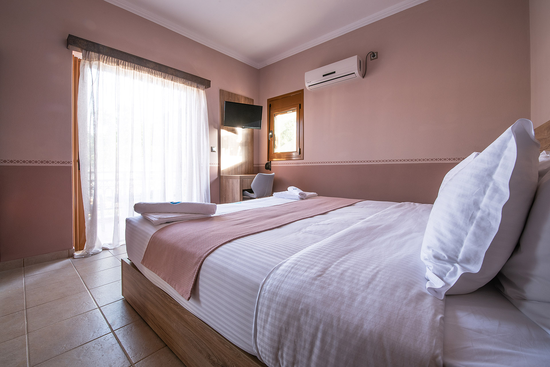 Cyrenia Guest House – Accommodation at Monemvasia